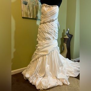 DaVinci | Dresses | Roman Column Goddess Wedding Gown By Davinci | Poshmark